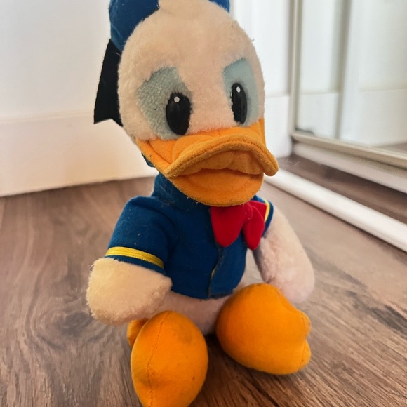 Disney | Toys | Vintage Donald Duck Plush Stuffed Toy Walt Disney World ...